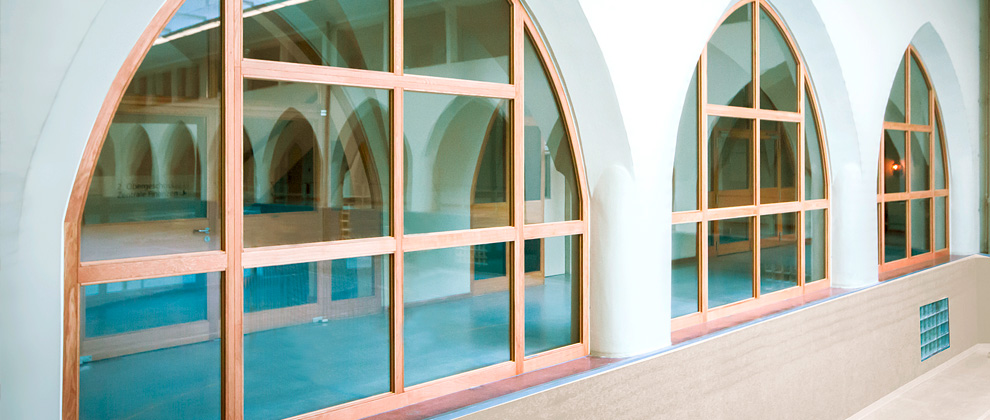 Fire and smoke protection doors and walls - function and design in ...